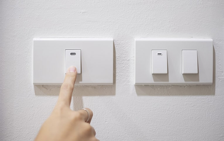 Descubra como trocar interruptor de forma prática e rápida